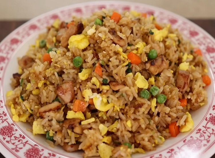 Chicken With Fried Rice and Egg - A Quick and Flavorful Comfort Meal ...