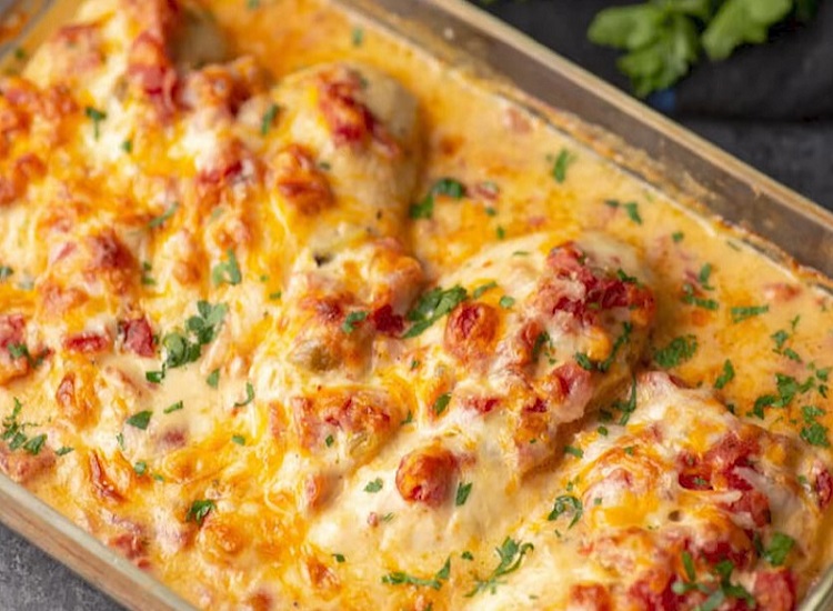 Chicken With Queso Recipe - Cheesy Tex-Mex Star Your Table Needs | Luna ...